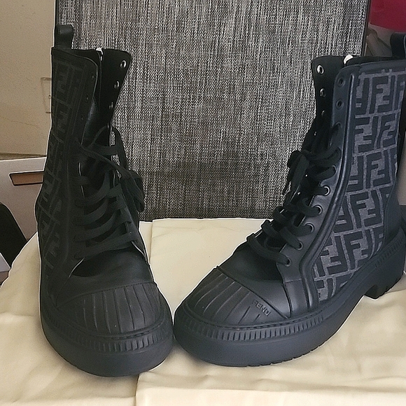 Fendi | Shoes | Fendi Boot | Poshmark